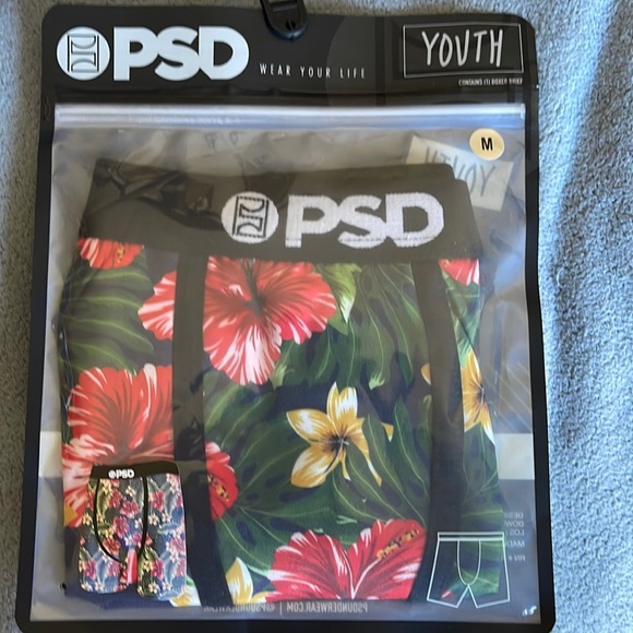 PSD | Underwear & Socks | Youth Medium Boys Psd Boxer Brief Hibiscus ...